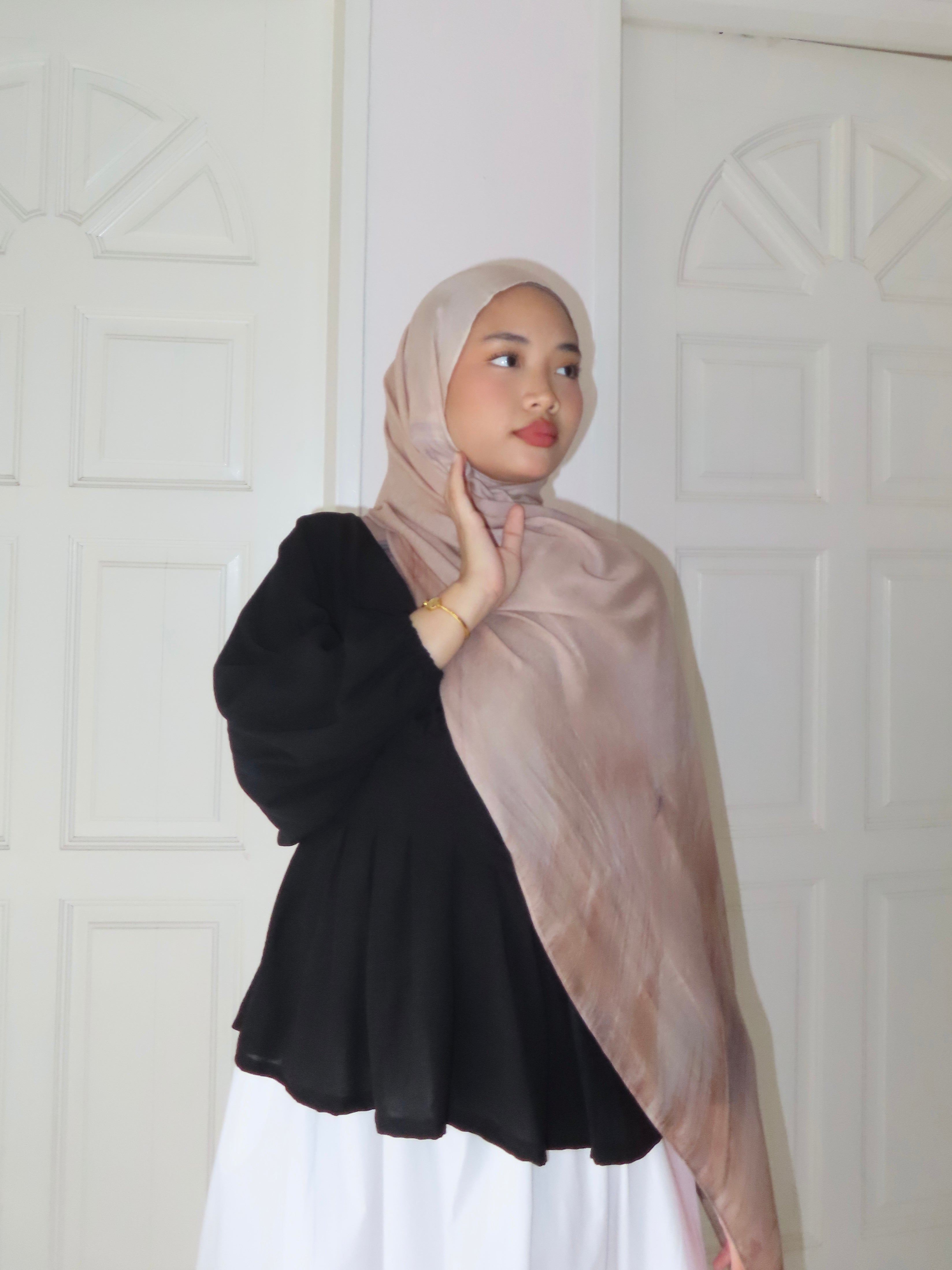 Sandy Dunes Modal – Alara